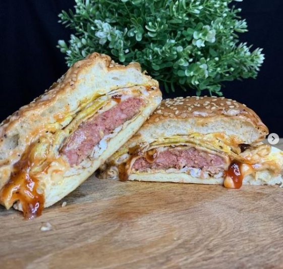 义顺咖啡店推出Ramly burgers啦！价格为S $ 4新元起 - FoodieSG