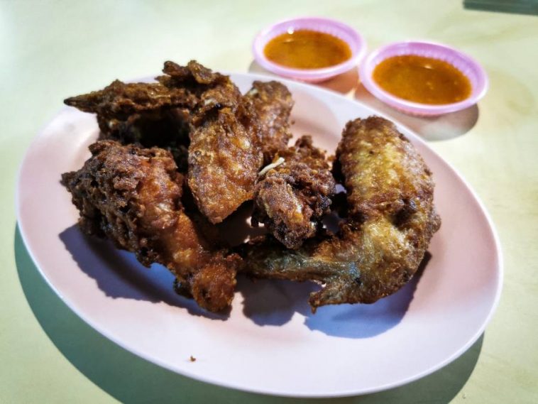 大巴窑著名鸡饭"达记海南鸡饭", 只卖5.5小时 当地人晚餐必吃 - FoodieSG