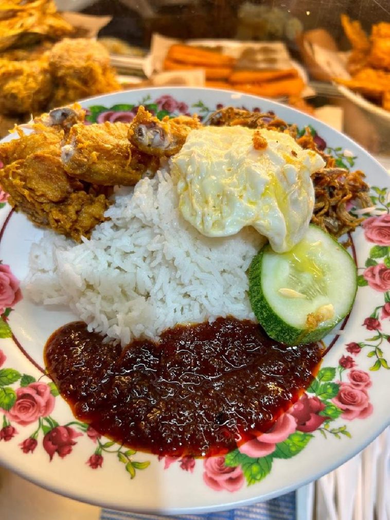 樟宜（Changi Village）小贩中心全攻略，跟着不踩雷 - FoodieSG