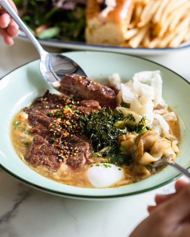 裕廊东Jem美食大攻略, 连续吃一个月不重覆 - FoodieSG