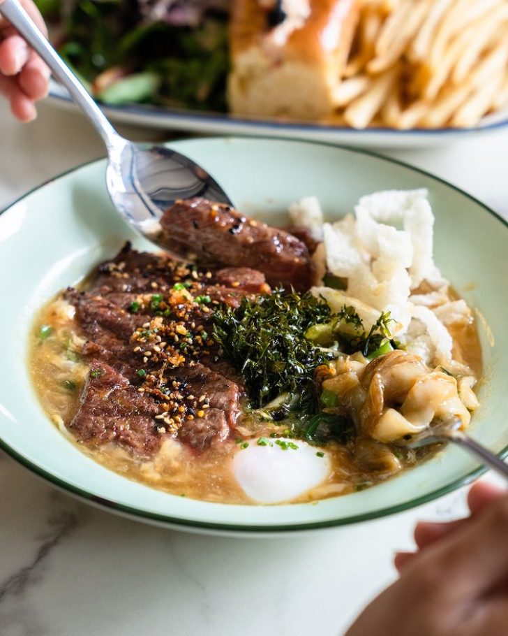 裕廊东Jem美食大攻略, 连续吃一个月不重覆 - FoodieSG