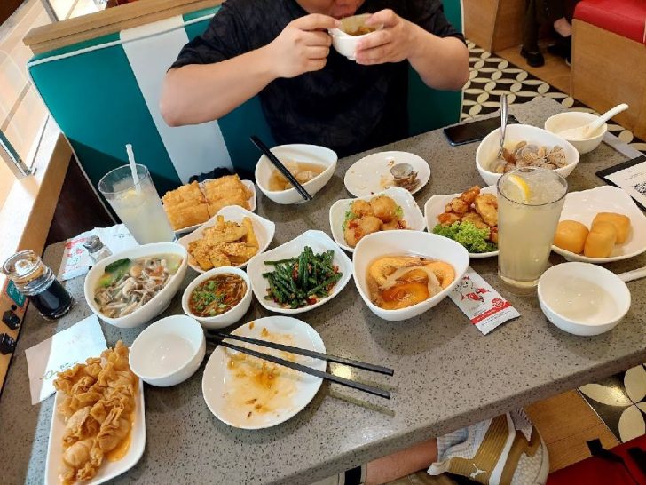 下午茶‘任你点’ 自助餐！同乐点心自助最低$21.80起 - FoodieSG