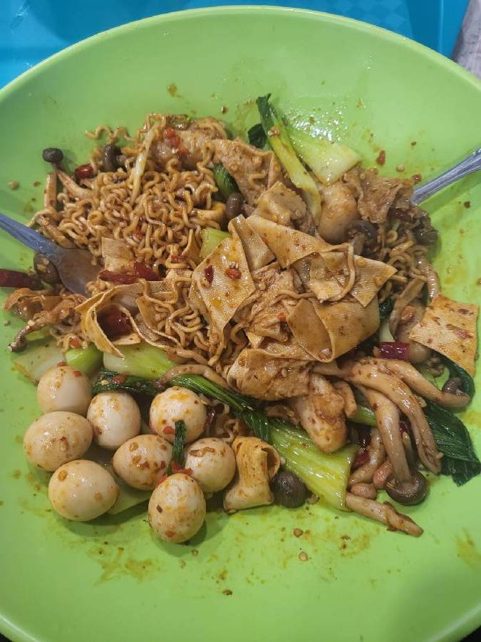 麻辣香锅吃$20.10, 9个鹌鹑蛋 $4.50 元 合理？ - FoodieSG