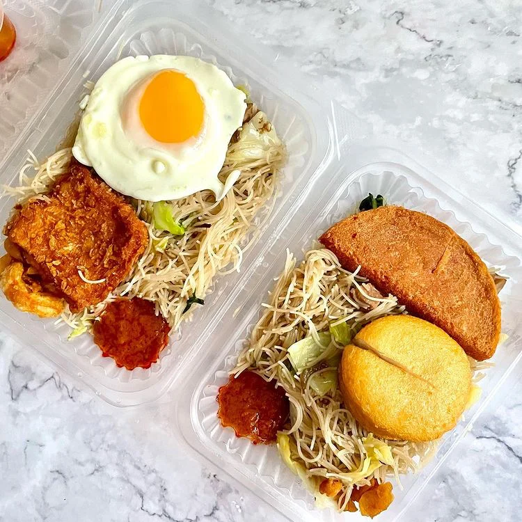 莱佛士坊传奇：Good Old Taste猪蹄米粉24年不败 - FoodieSG