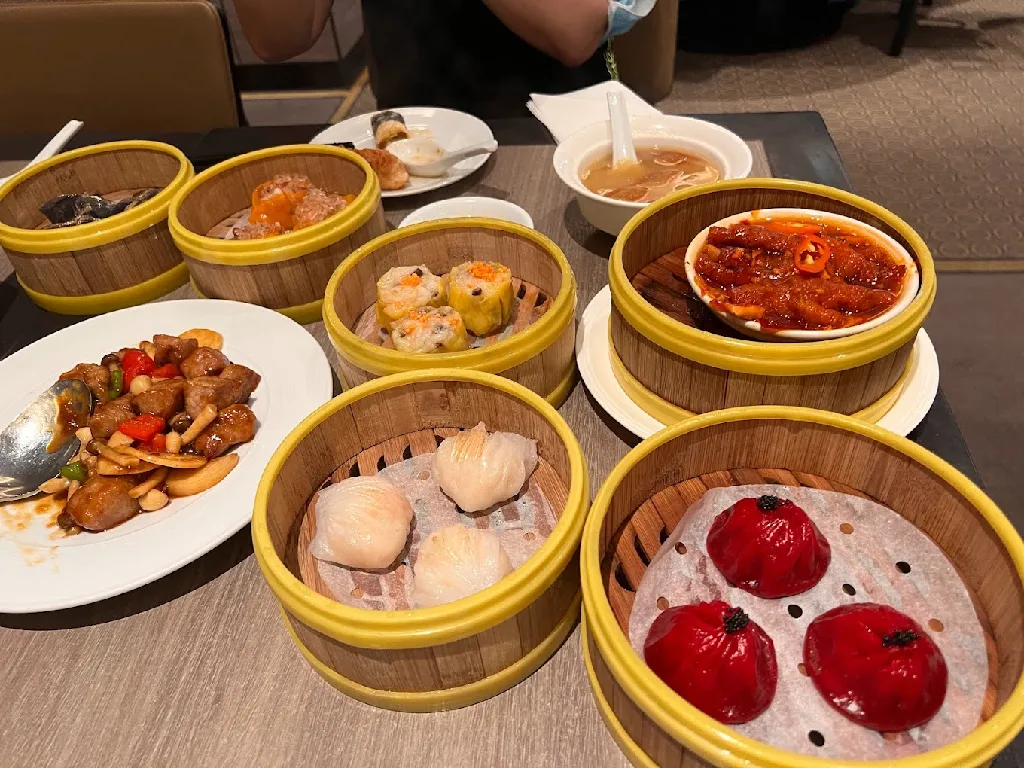 盘点新加坡十家必吃点心自助！最低$26.80++ - FoodieSG