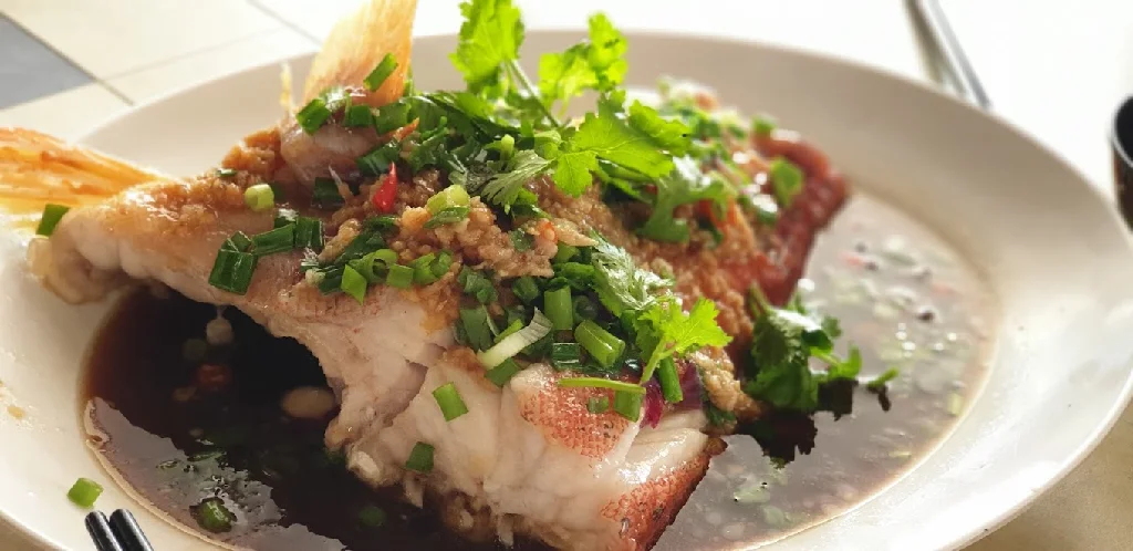 盘点新加坡蒸鱼摊！新鲜蒸鱼只要$6元起 - FoodieSG