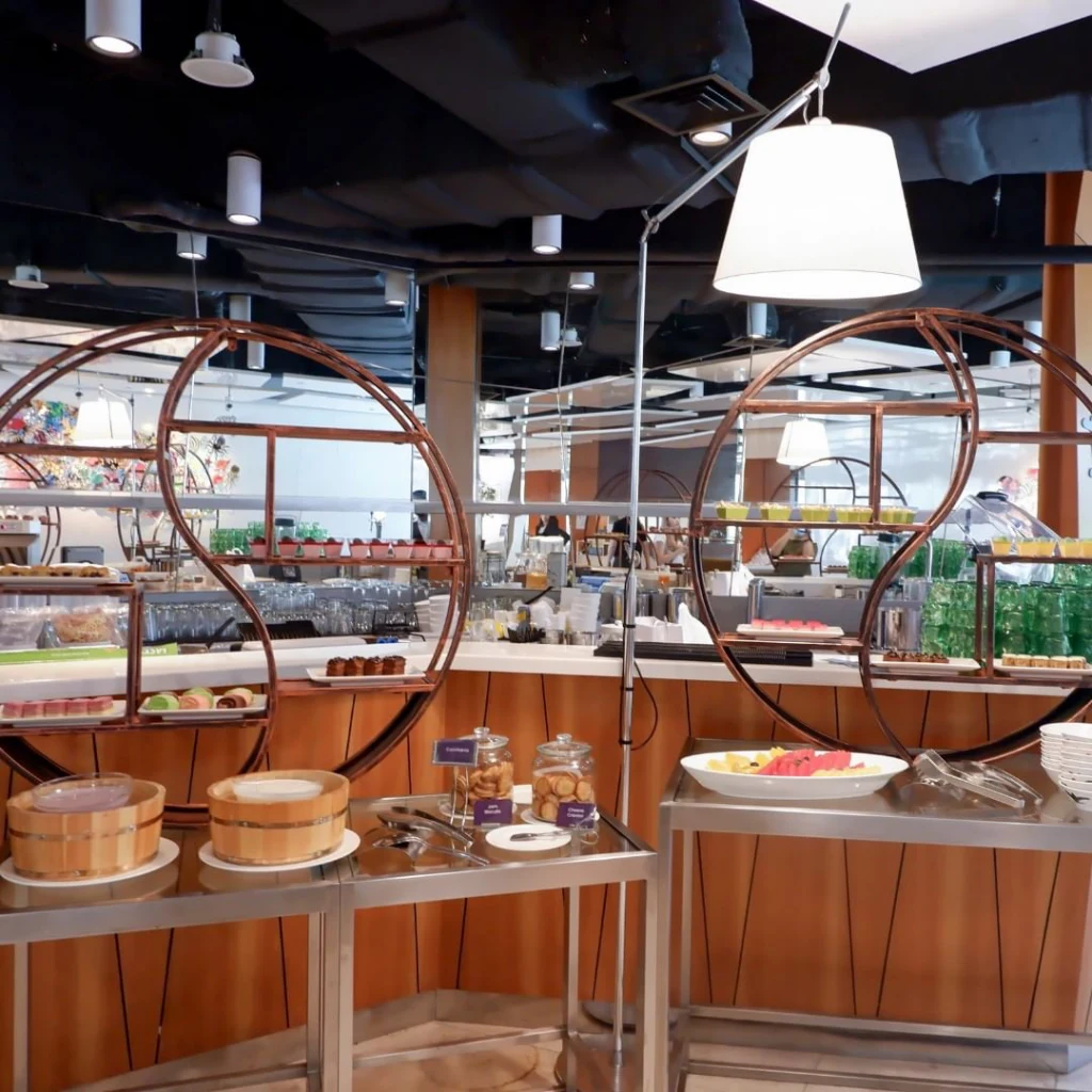 Capri by Fraser酒店超值海鲜自助餐！只需$29.90++ - FoodieSG