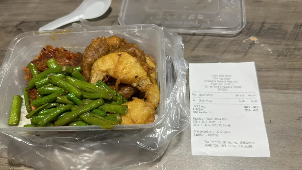 S$8.40一份杂菜饭：新加坡中央医院食阁价格惊人 - FoodieSG