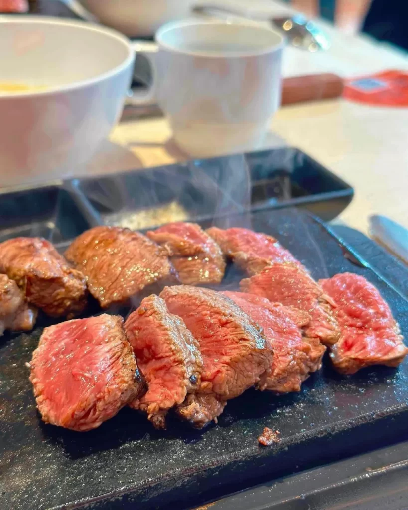 首家冲绳牛排馆Yappari Steak：VivoCity开幕 - FoodieSG