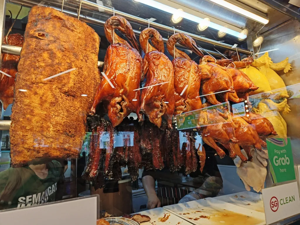 华仔烧腊新开张@三巴旺, 烧白鸡饭只要$1 - FoodieSG