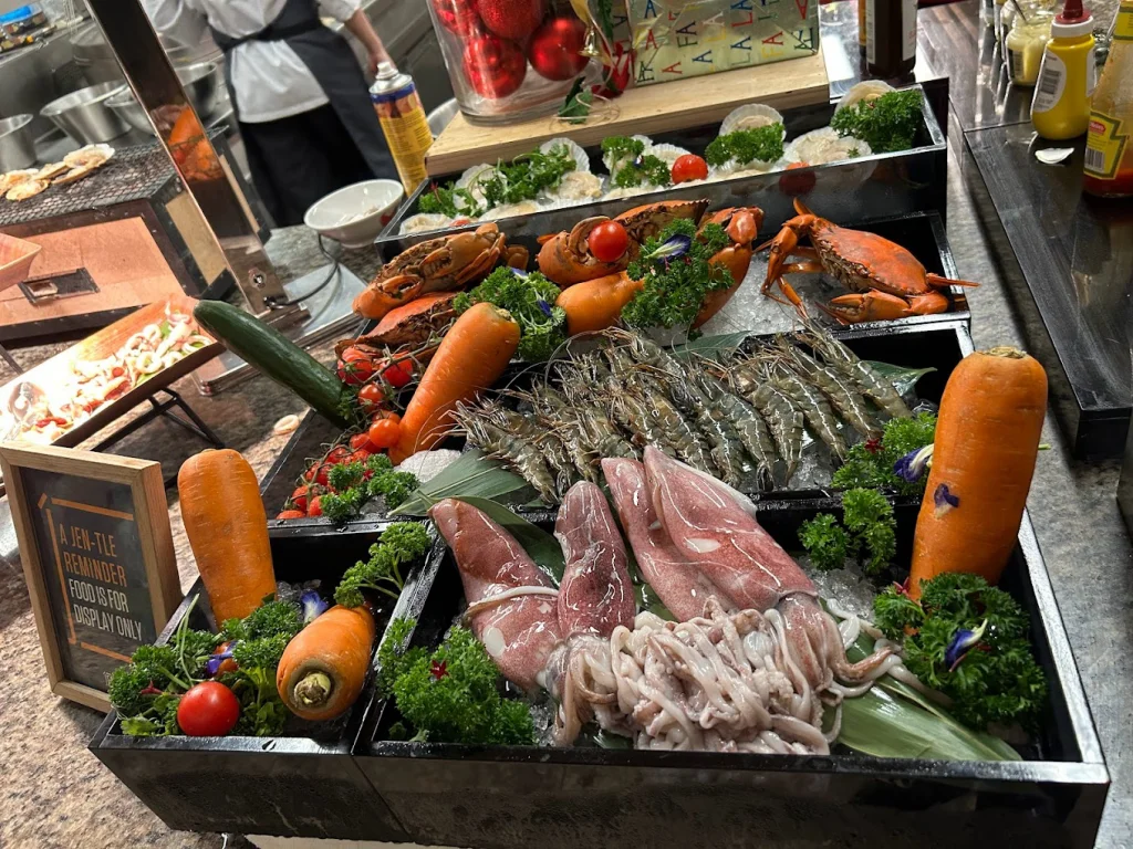 限时优惠！乌节路JEN 1-for-1海鲜自助餐 - FoodieSG