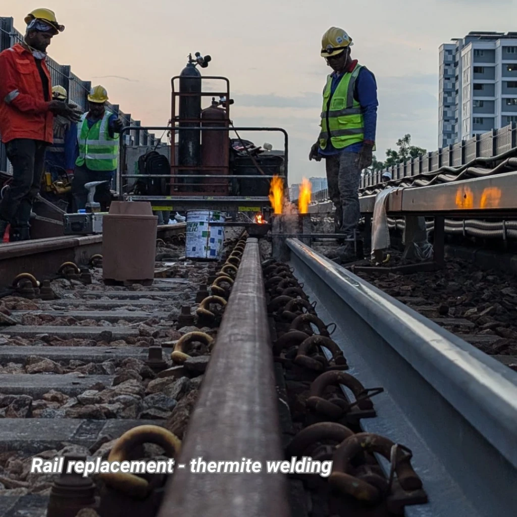 SMRT高级工程师透露：轨道损坏程度令人震惊 - FoodieSG