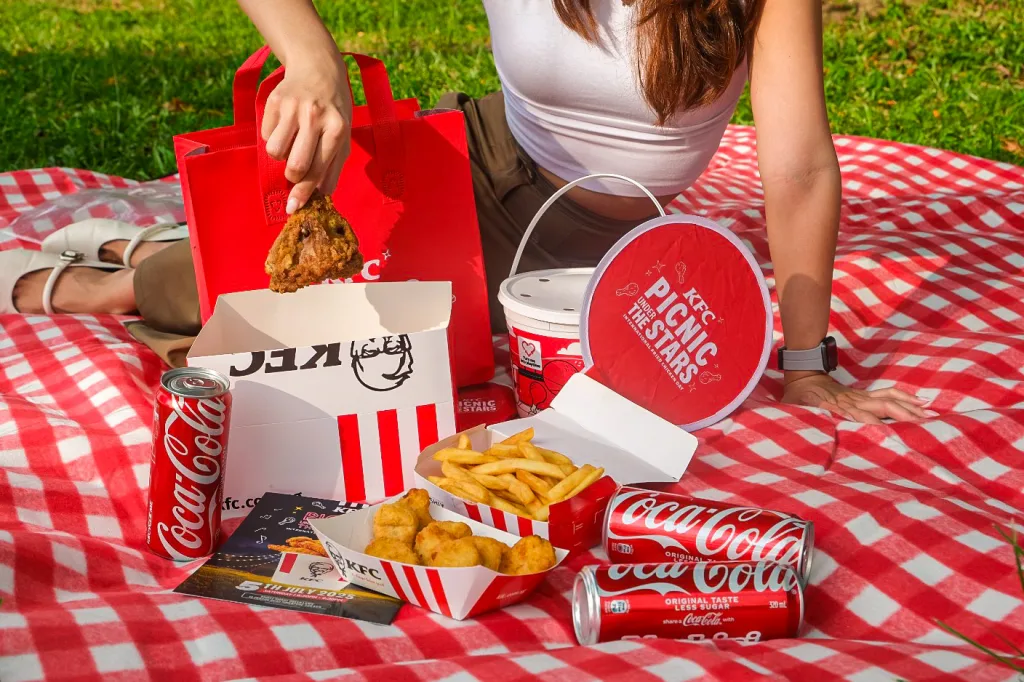 KFC炸鸡节来咯！ 7月5日星光野餐 + live音乐 - FoodieSG